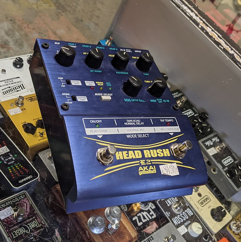 Akai Headrush - Tap Delay/Tape Echo Sim/Looping Recorder | Reverb