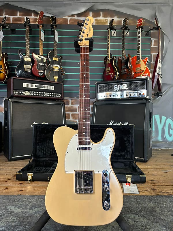 Fender Highway One Telecaster Matte Honey Blonde 2005 | Reverb Canada