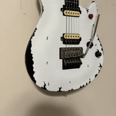 Firefly FFMN Relic 2024 - Vintage White | Reverb