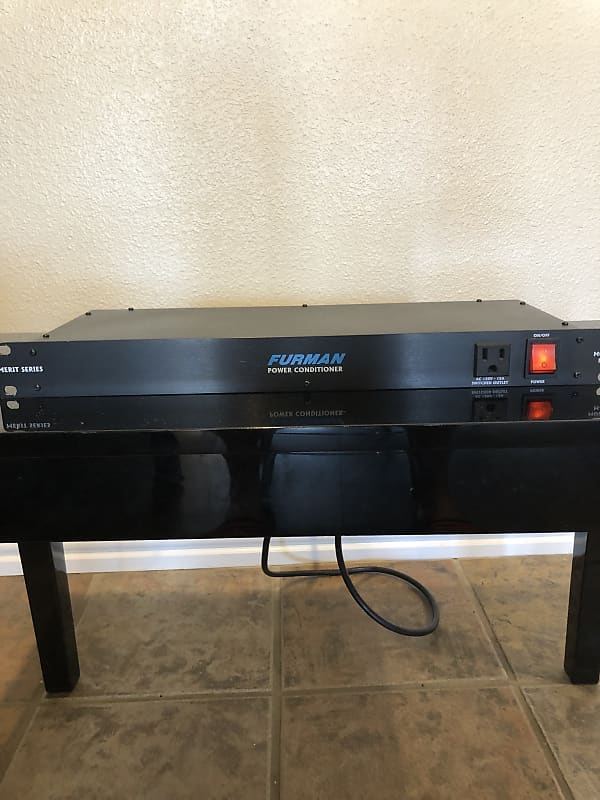 Furman Power Conditioner M-8 Merit Series Black | Reverb