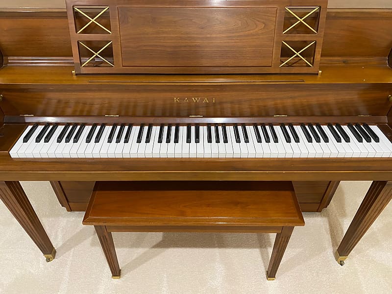 KAWAI upright piano 43'' | Reverb
