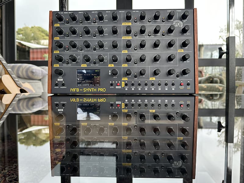 MFB Synth Pro (V4) 2020s | Reverb