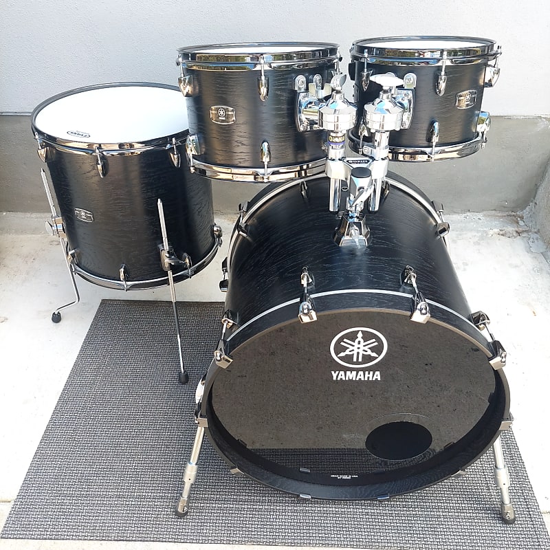 Yamaha Live Custom Oak Black Wood Shell Pack 22, 16, 12, 10 | Reverb
