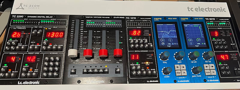 TC Electromic TC Electronic Icon Dock with 6 hardware | Reverb