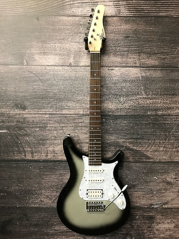Rogue Rocketeer Electric Guitar (Springfield, NJ) | Reverb