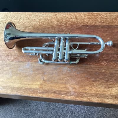 Vincent Bach Long model CORNET 1980s - Silver | Reverb UK