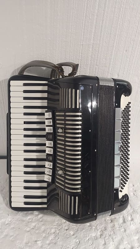 Accordion Loduca | Reverb