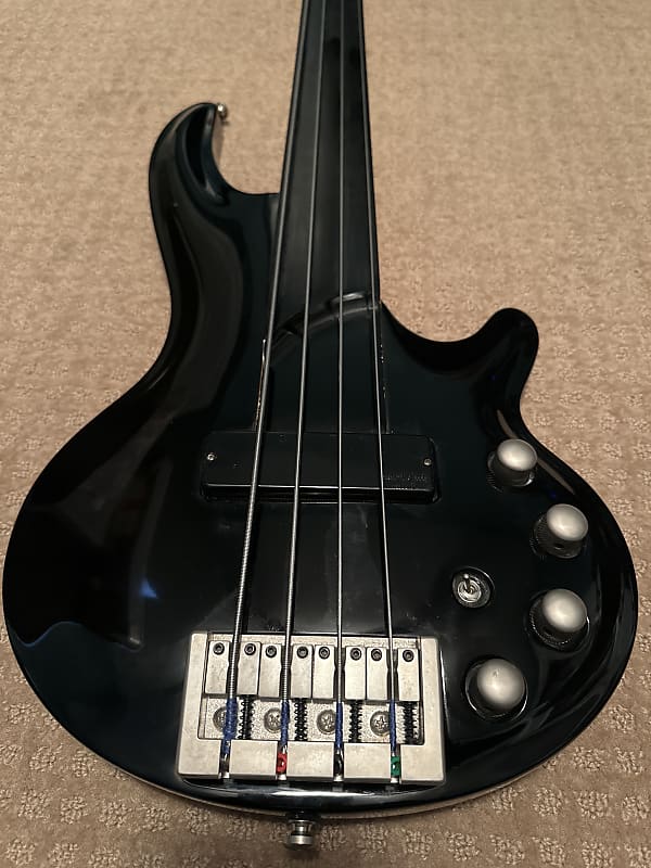 Cort Curbow Fretless Bass | Reverb