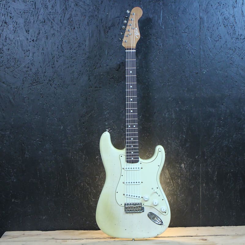 Belle Guitars Capstone Custom 2025 Aged Mary Kaye White | Reverb