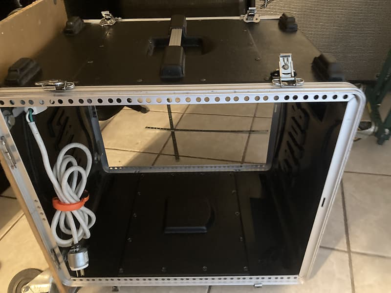 Gator 12 space rack Rack 2010-2015 - black | Reverb