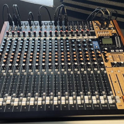 TASCAM Model 24 Multitrack Recorder / Mixer / USB Interface | Reverb