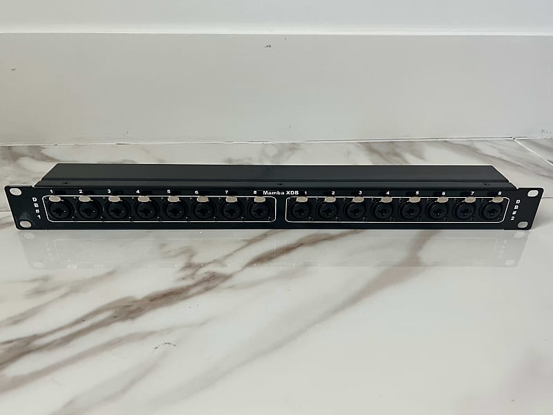 Mamba Model # 16CDBSPL - 16 Combo to 4 DB25 Splitter Patchbay | Reverb