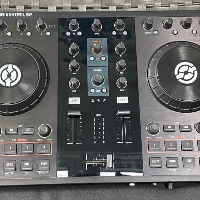 Native Instruments TRAKTOR KONTROL S2 mk1 with carrying case | Reverb
