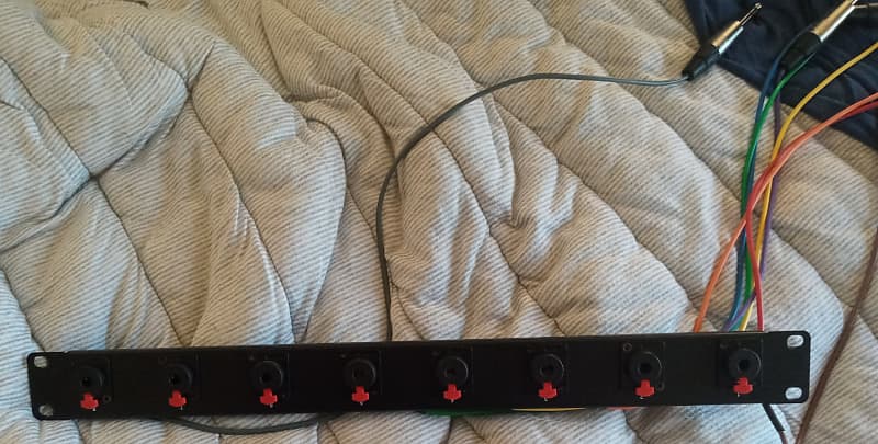 1RU 1/4 TRS Feedthrough Patch Panel with 8 Female to Male 1/4 | Reverb