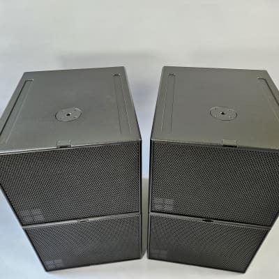 d&b Audiotechnik Line Array with 12 T-10s, 4 B4-SUBs, 4 D6 | Reverb