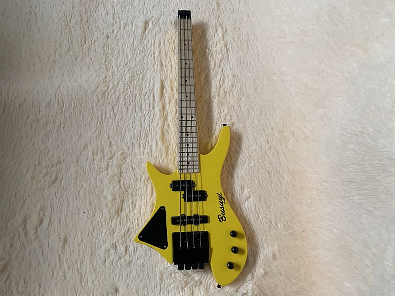 4 String Short Scale Neck Through Bass/6 String | Reverb España