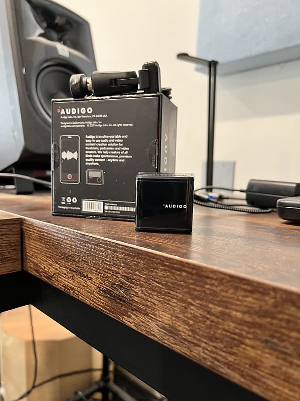 Audigo Labs Wireless mic | Reverb