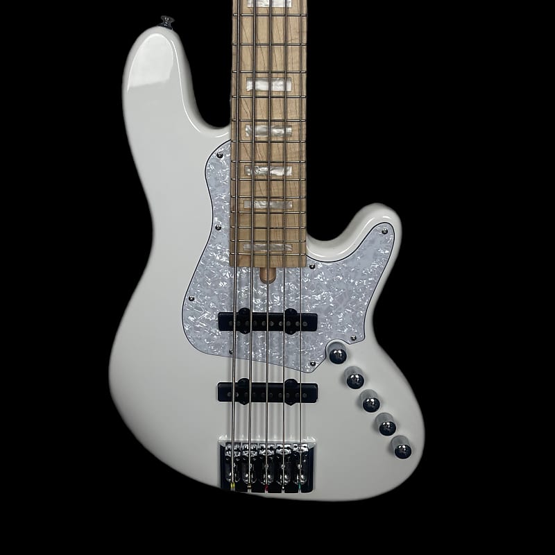 Cort Elrick NJS5 5 String Bass Guitar in White w/Gig Bag | Reverb UK