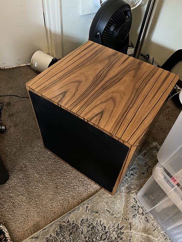 Triad GOLD 15 inch Powered Subwoofer 700 Watts continuous Mid | Reverb