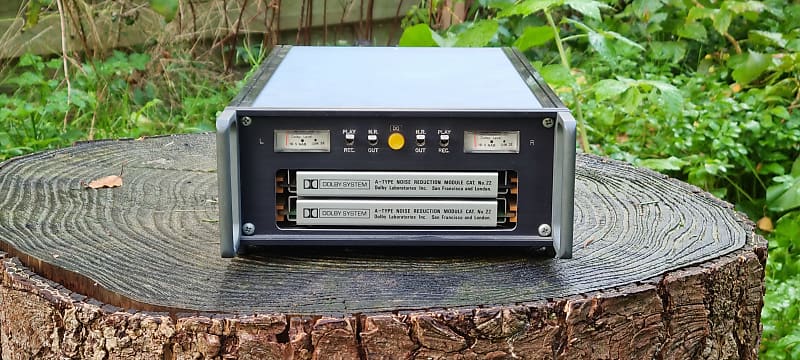 Dolby Noise reduction unit cat no 22 type A 1980's | Reverb
