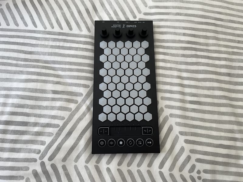 Dualo Intuitive Instruments Exquis MPE controller | Reverb