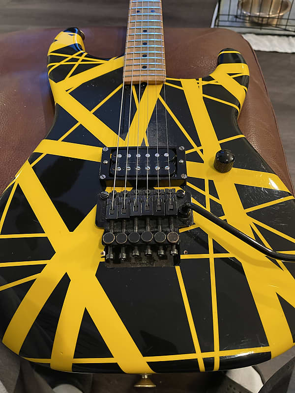Charvel Bumble Bee 1983 Black/Yellow | Reverb