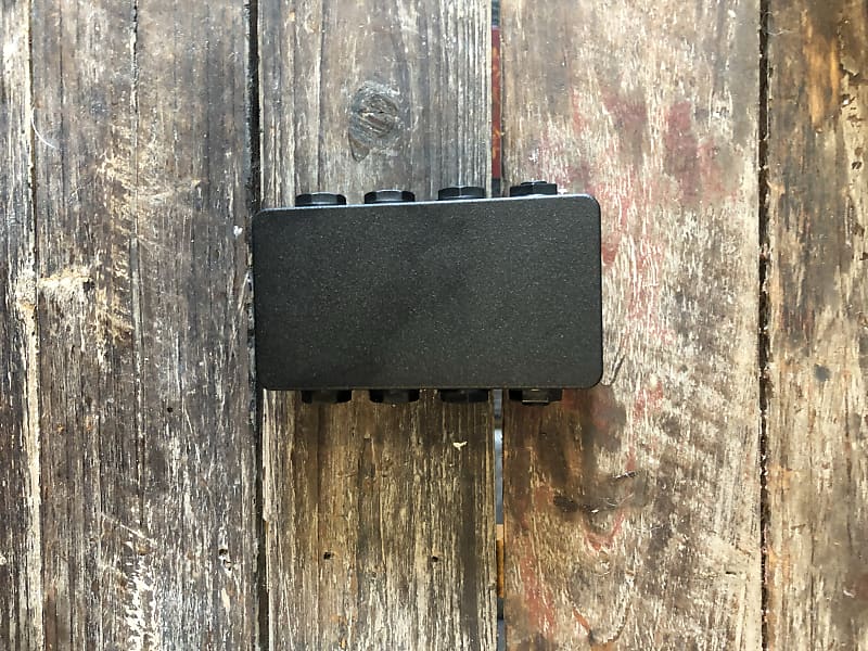 American Loopers 4-Way Junction Box | Reverb