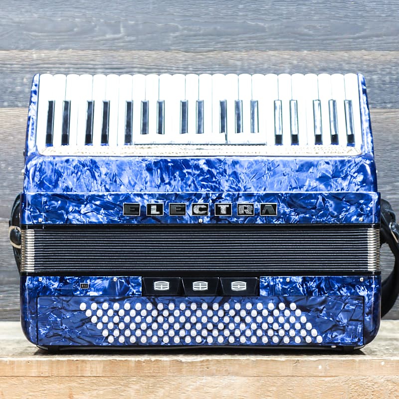 Delicia Electra III 120-Bass 41-Key 7-Treble Switch Blue | Reverb