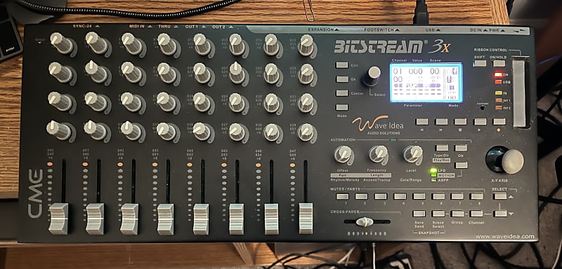 CME Bitstream 3x | Reverb