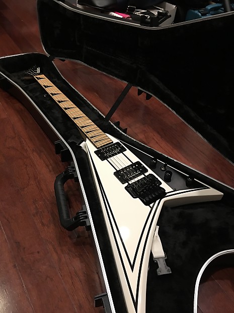 Jackson RR3 Maple Neck (Rare) with Case | Reverb