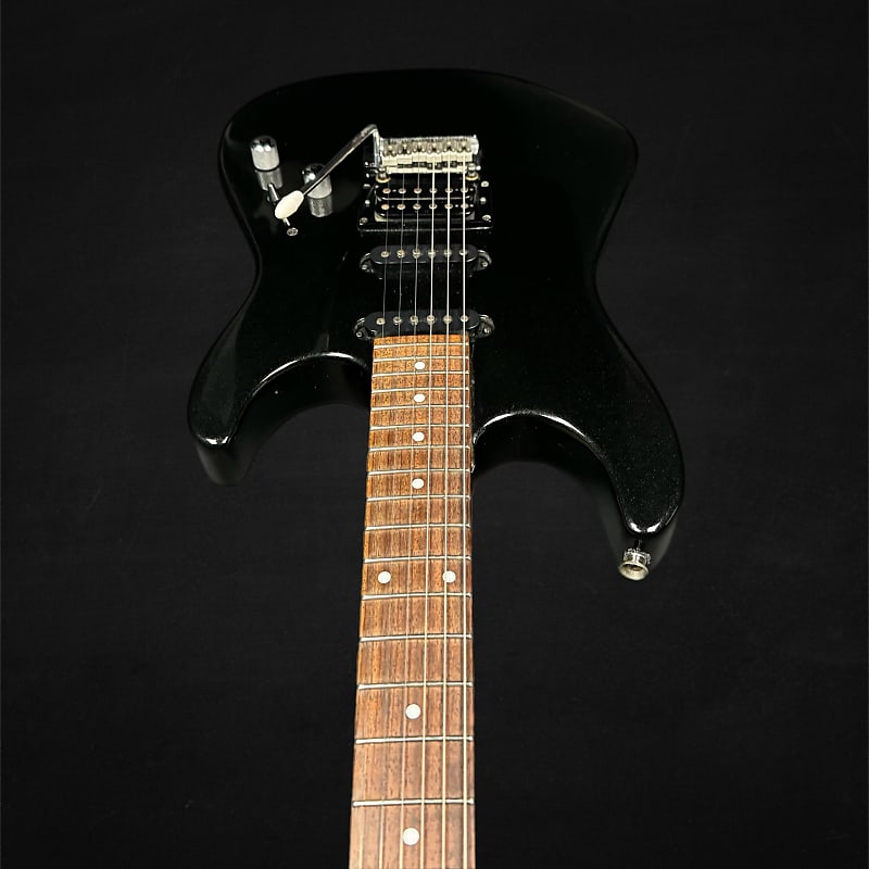 Squier Showmaster Electric Guitar in Black Sparkle | Reverb UK