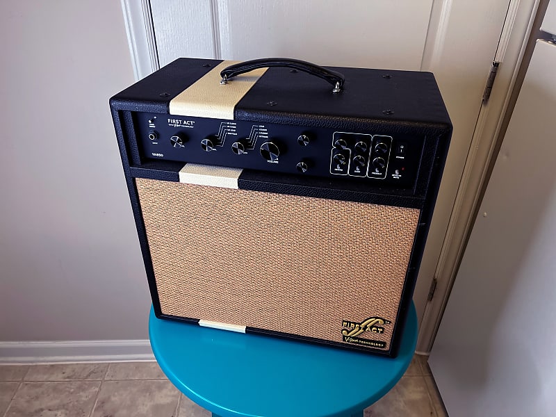 FirstAct VA850 V-Stack 1x10 Analog Modeling Amp | 4 ModeLs + | Reverb