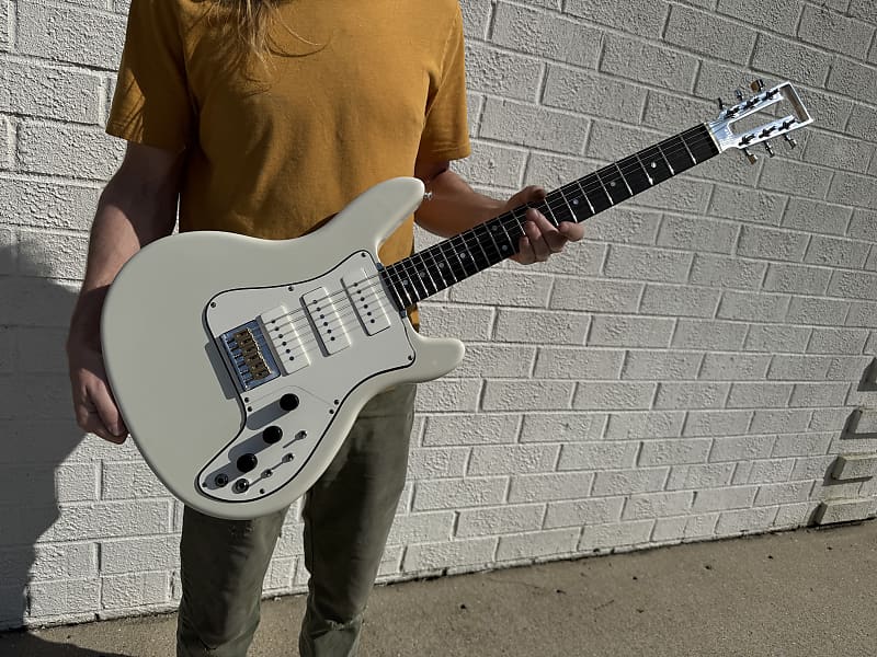 Travis Bean Designs TB500 OBEL Jerry Garcia 2022 | Reverb Deutschland