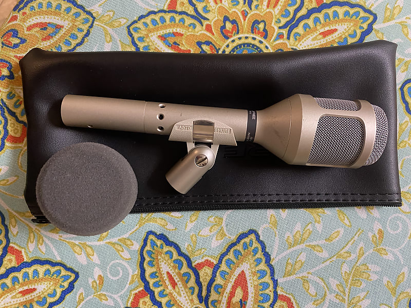 Shure SM54 Microphone Variable-D Like RE20 | Reverb UK