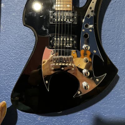 B.C. Rich Special Edition “Evil Edge” Mockingbird – New | Reverb