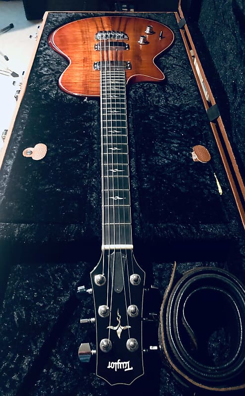 Taylor Solidbody Custom Left Handed 2008 Koa | Reverb