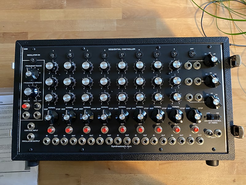 Synthesizers.com Q960 Analog Sequencer Moog Expansion Cabinet | Reverb