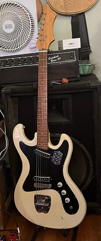 Vintage 1960's Japan/Guyatone, Mosrite/Ventures Style Guitar, | Reverb