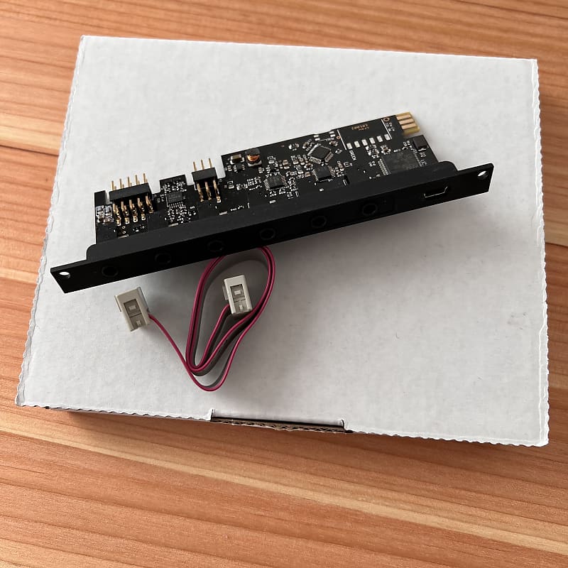 Monome Crow | Reverb