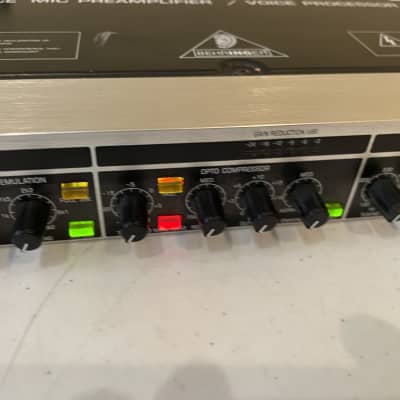 Behringer VX 2000 ultravoice | Reverb