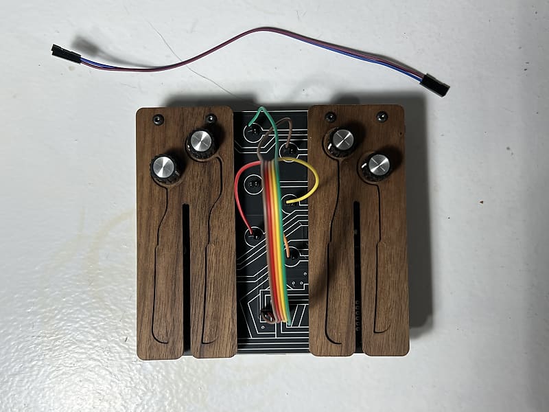 Ellitone Multi-Synth Digital Synthesizer | Reverb