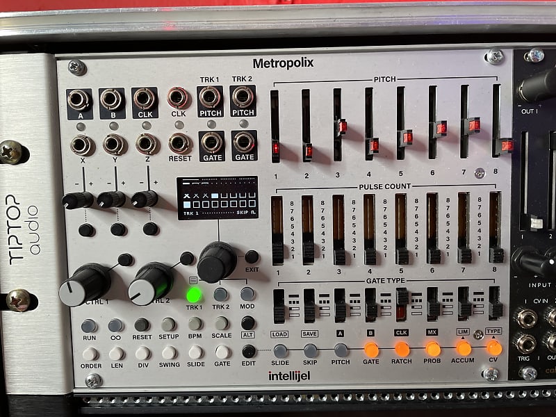 Intellijel Metropolix Eurorack Sequencer Module | Reverb