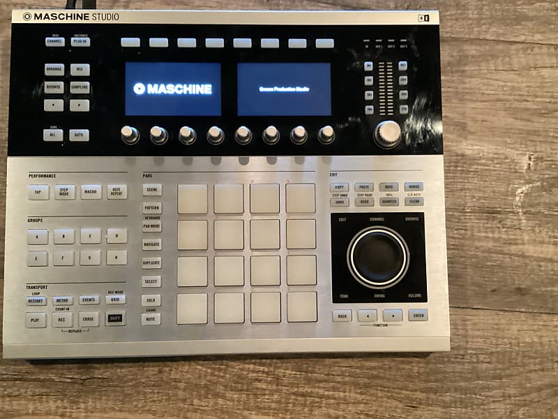 Native Instruments Maschine Studio 2010s - Black | Reverb
