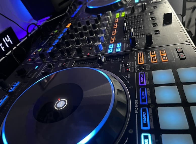 Pioneer Pioneer DDJ RZ Pro | Reverb