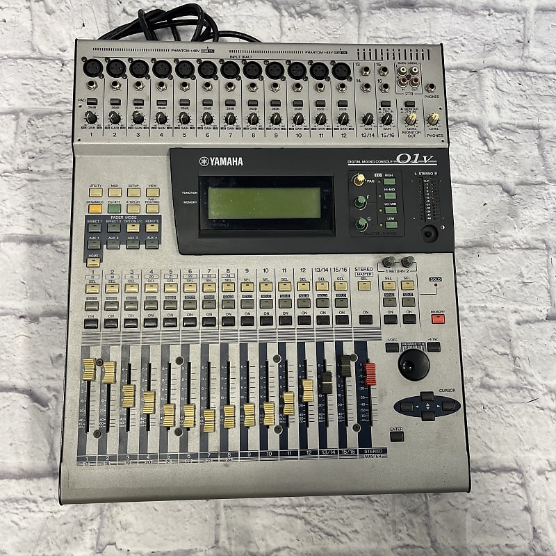 Yamaha 01V Digital Mixer | Reverb