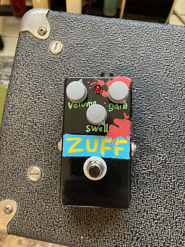Harmon ZUFF Reverse Fuzz swelling fuzz slow gear | Reverb