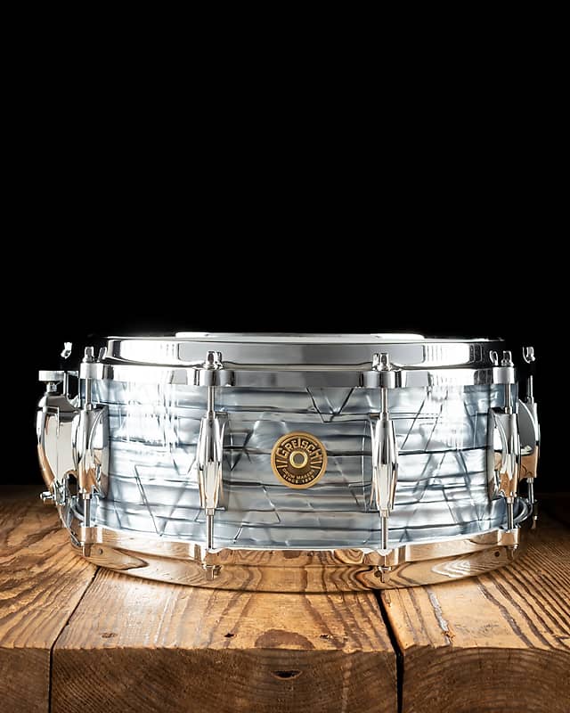 Gretsch 5.5"x14" USA Custom Snare Drum - Sky Blue Pearl | Reverb