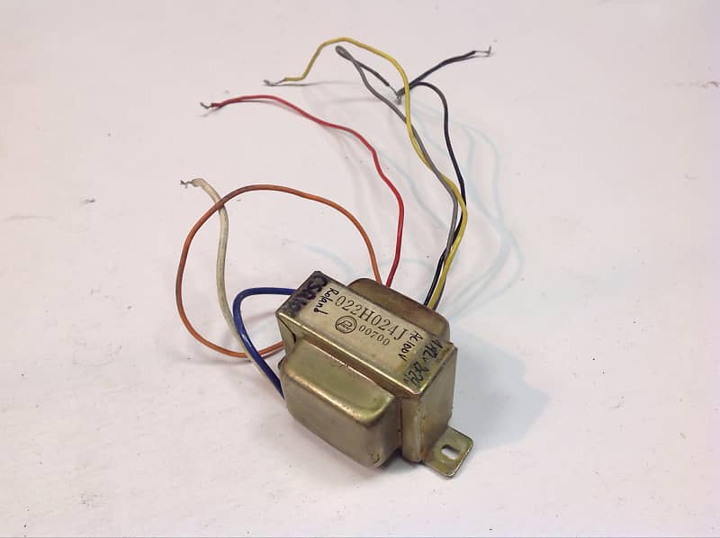 Roland CSQ100 Transformer | Reverb UK