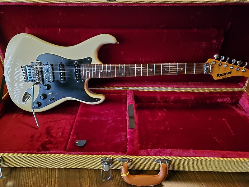 Kramer Pacer Deluxe 1983 - White ***FINAL PRICE DROP*** | Reverb