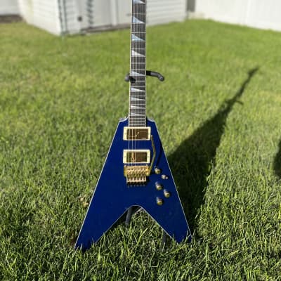 Jackson Round Horn V | Reverb